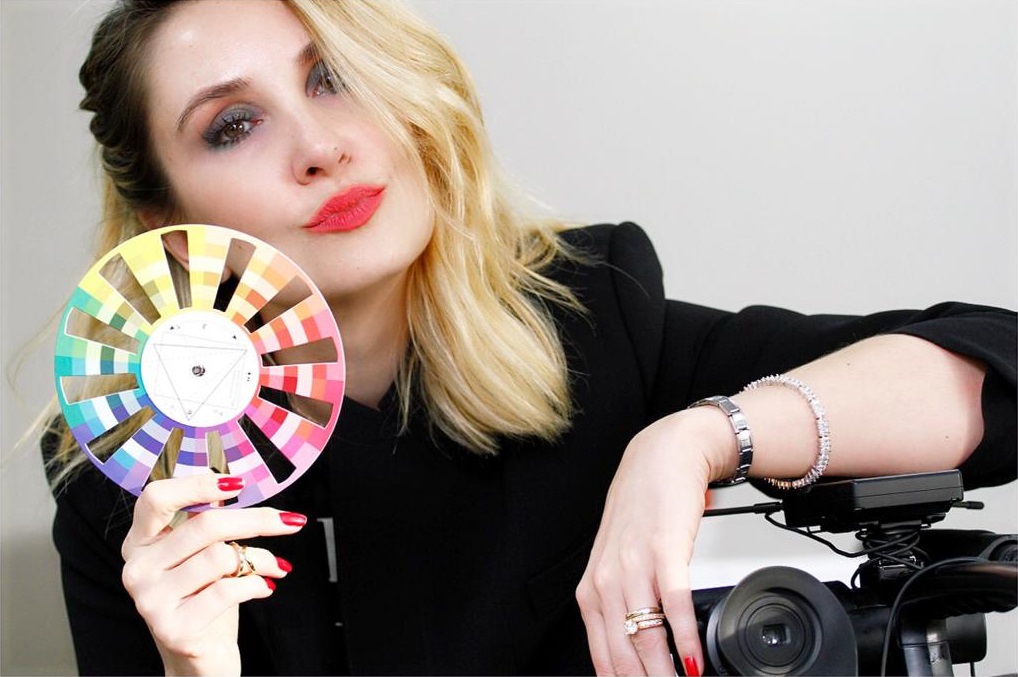 Coloração pessoal: descubra a relação entre cores e personalidade - JANA